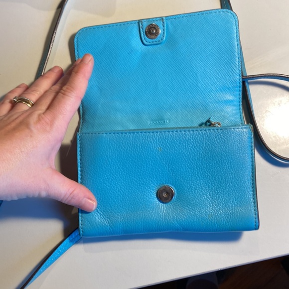 Coach | Bags | Cute Turquoise Coach Crossbody Bag With Lots Of Pockets ...